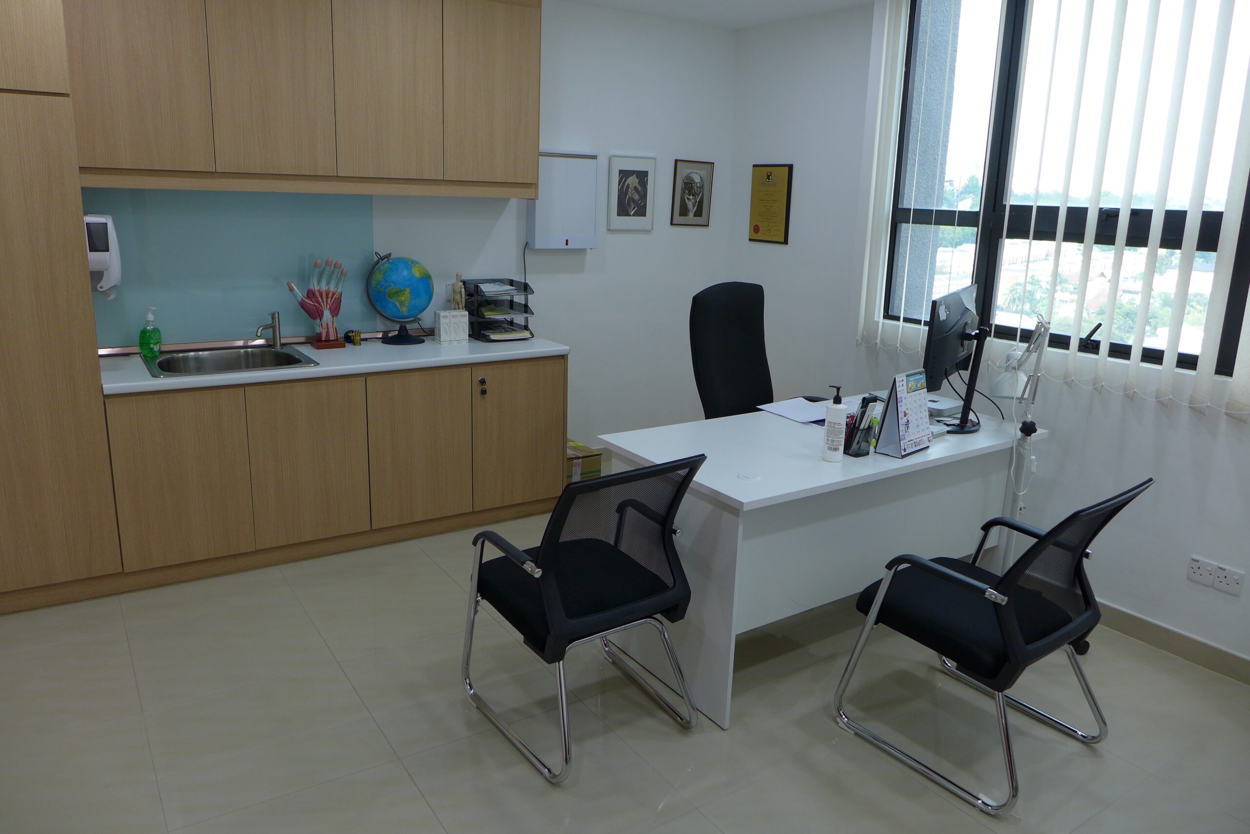 Gallery – ATLANTIS HEALTHCARE CLINIC